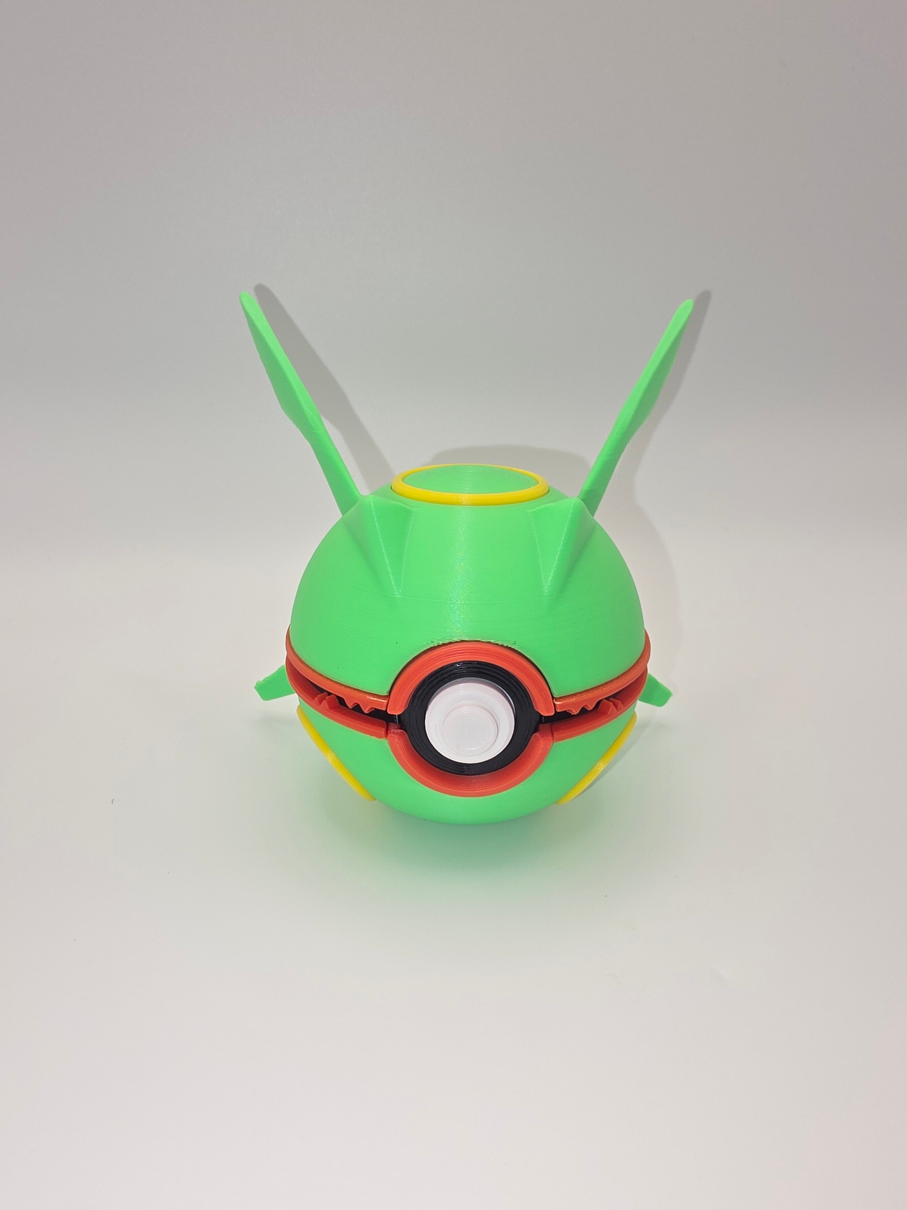 Rayquaza themed pokeball w/clicker – Materialistic 3D Printing